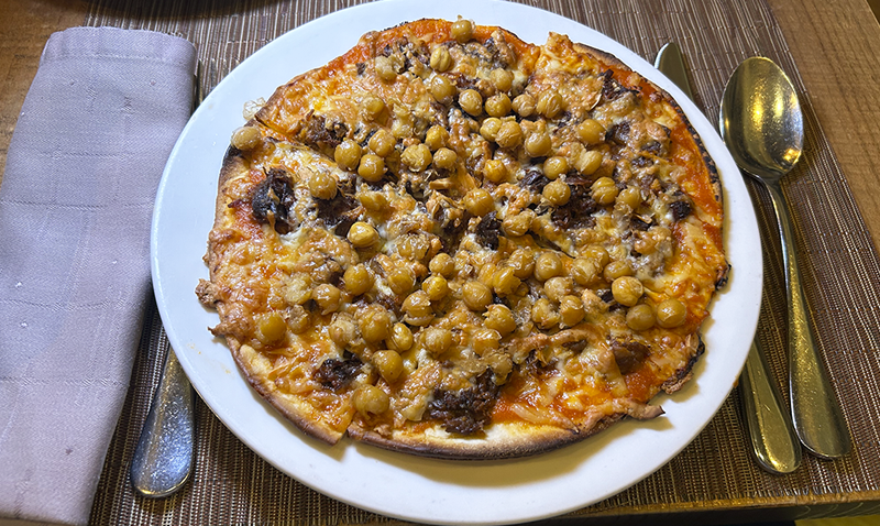 ¿Una pizza de ropa vieja? Si, cómetela en La Rayua - MADRID PLÁCET