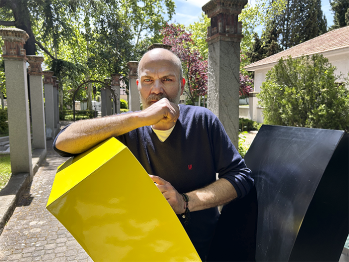 Últimos días para ver las dos exposiciones del artista Julio Galán en ...